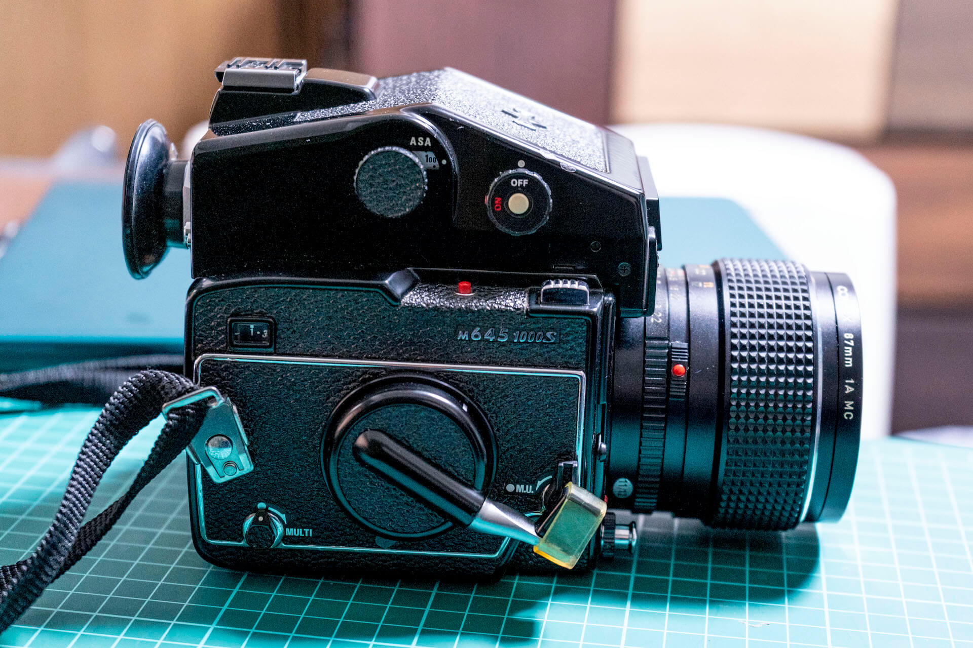 中判フィルムカメラ Mamiya M645 1000s【since 1976】レビュー | film-cam.com